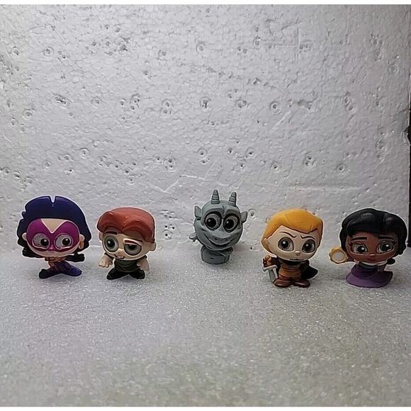 Disney | Toys | Disney Doorables Series 2 Pixel Perfect Complete Set Of ...